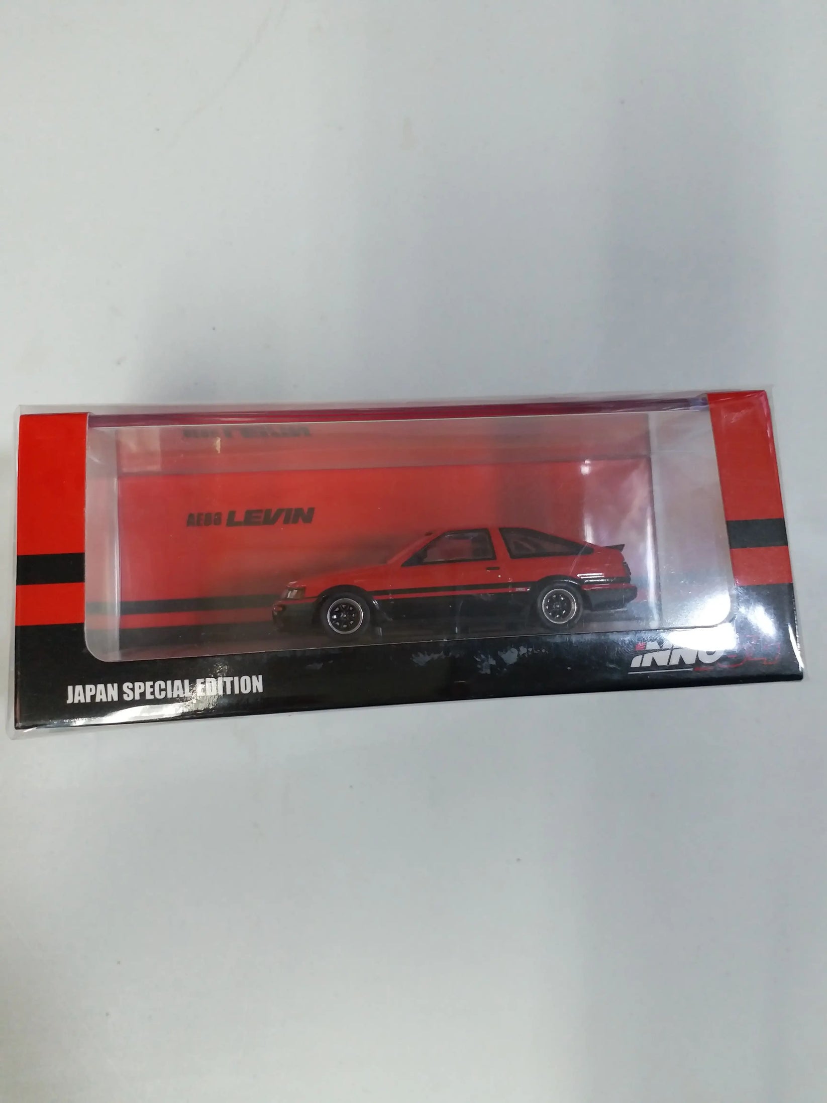 Inno64 1:64 Scale Toyota Corolla AE86 Levin Red Japan Special Edition ...
